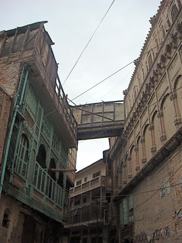 Visiting Peshawar – Scenes And Pictures Of Pakistan | The Velvet Rocket